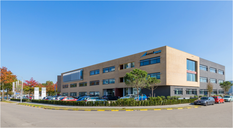 About us - Accelonix